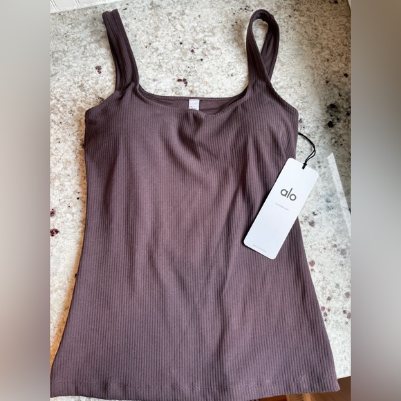 ALO Yoga | Tops | Alo Yoga Ribbed Minimalist Tank | Poshmark